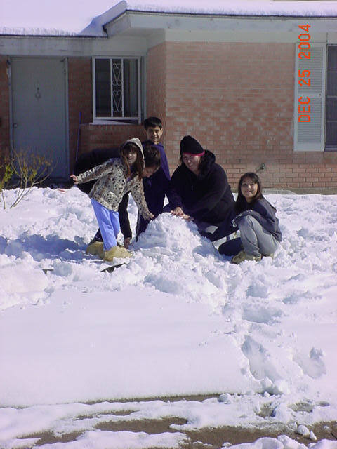 Jerry Ries Snow in Beeville Christmas Eve 2004 - Beeville, Texas