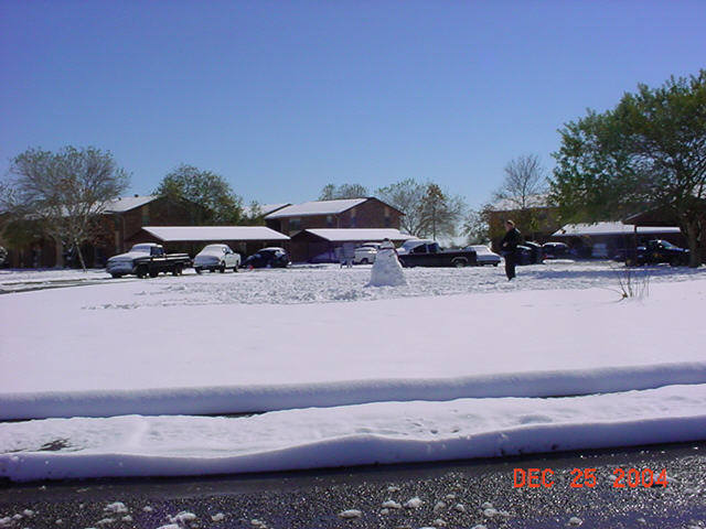Jerry Ries Snow in Beeville Christmas Eve 2004 - Beeville, Texas